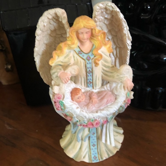 Vintage | Accents | Vintage Angel Baby Girl In Bassinett Jesus Loves Me ...